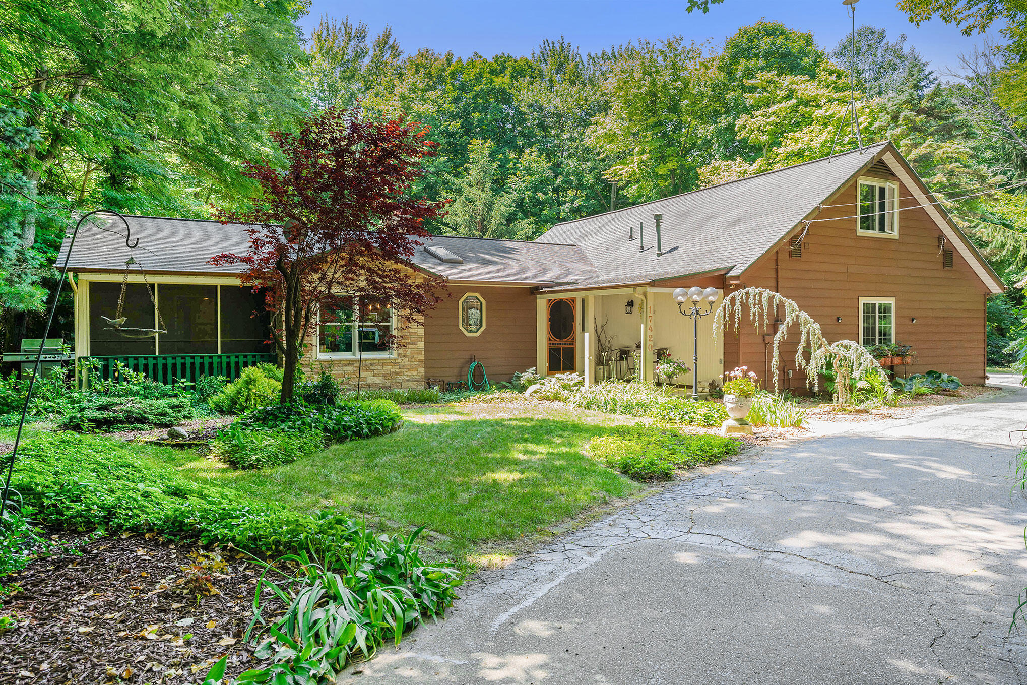 17420 W Spring Lake Rd, Sold in Spring Lake - Zoocasa