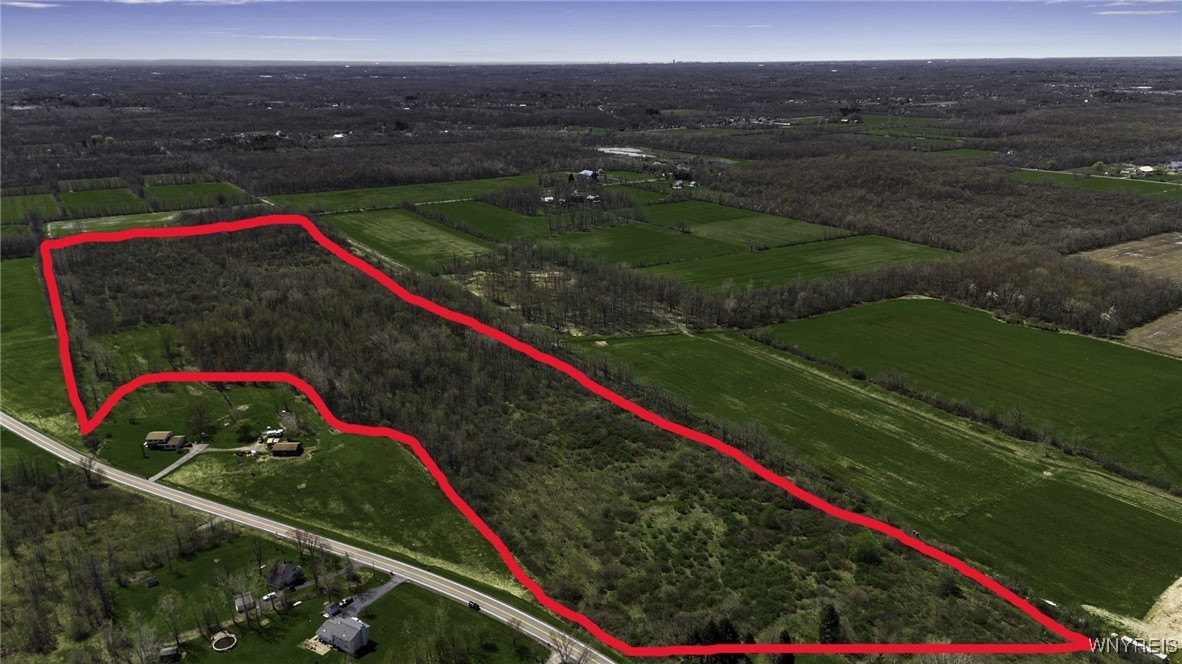 6030 Riddle Rd, For Sale in Lockport - eXp Realty