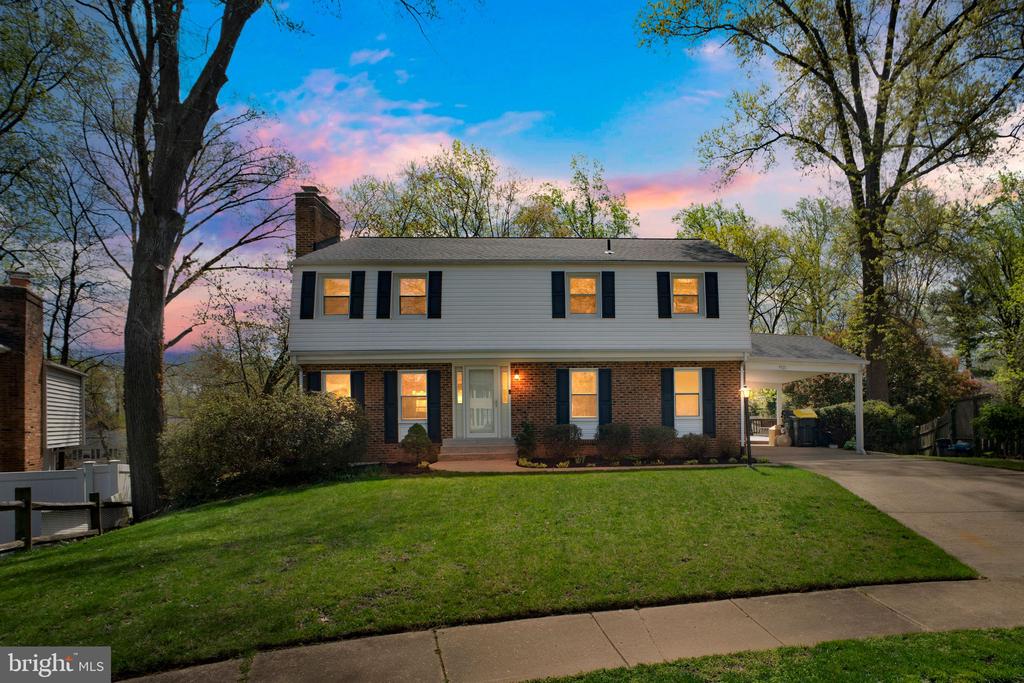 9521 Vandola Ct, For Sale in BURKE - eXp Realty