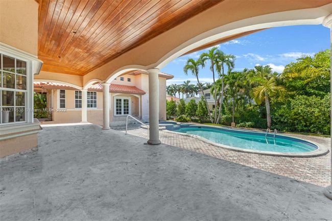 180 Isla Dorada Blvd, Sold in Coral Gables - Zoocasa
