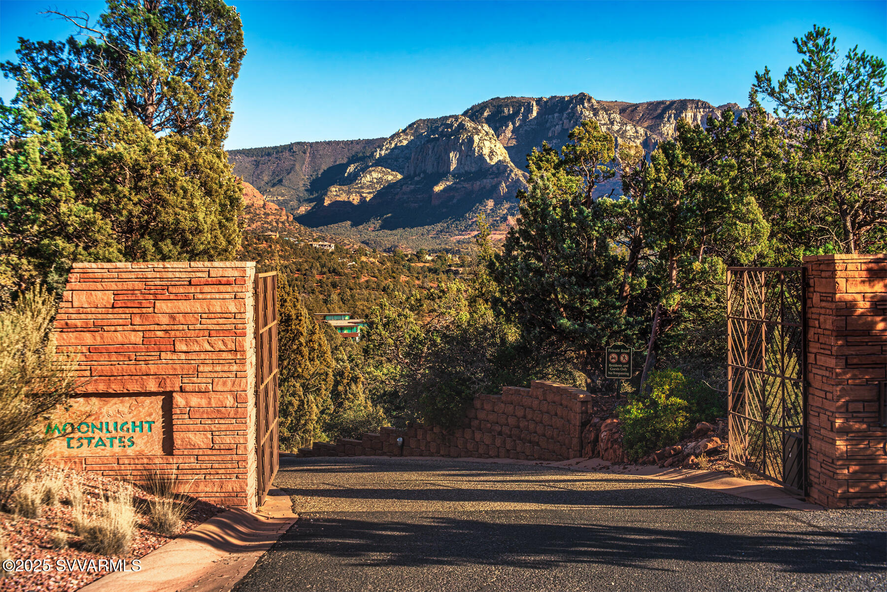 251 Moonlight Drive, For Sale in Sedona - eXp Realty