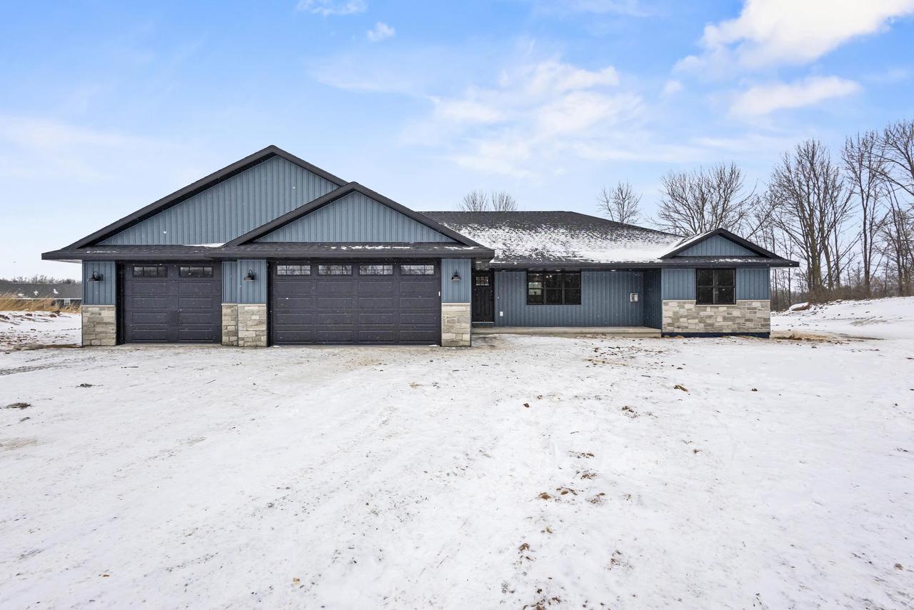 3382 Largo Ridge Court, For Sale in GREEN BAY - eXp Realty