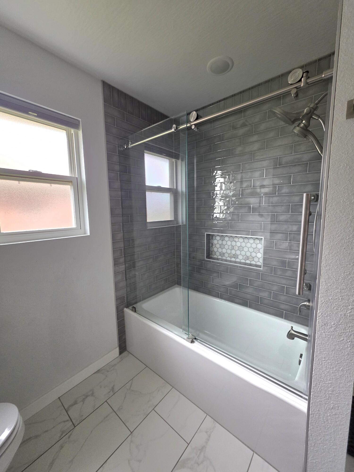 4749 E Rutherford St, For Sale in Springfield - eXp Realty