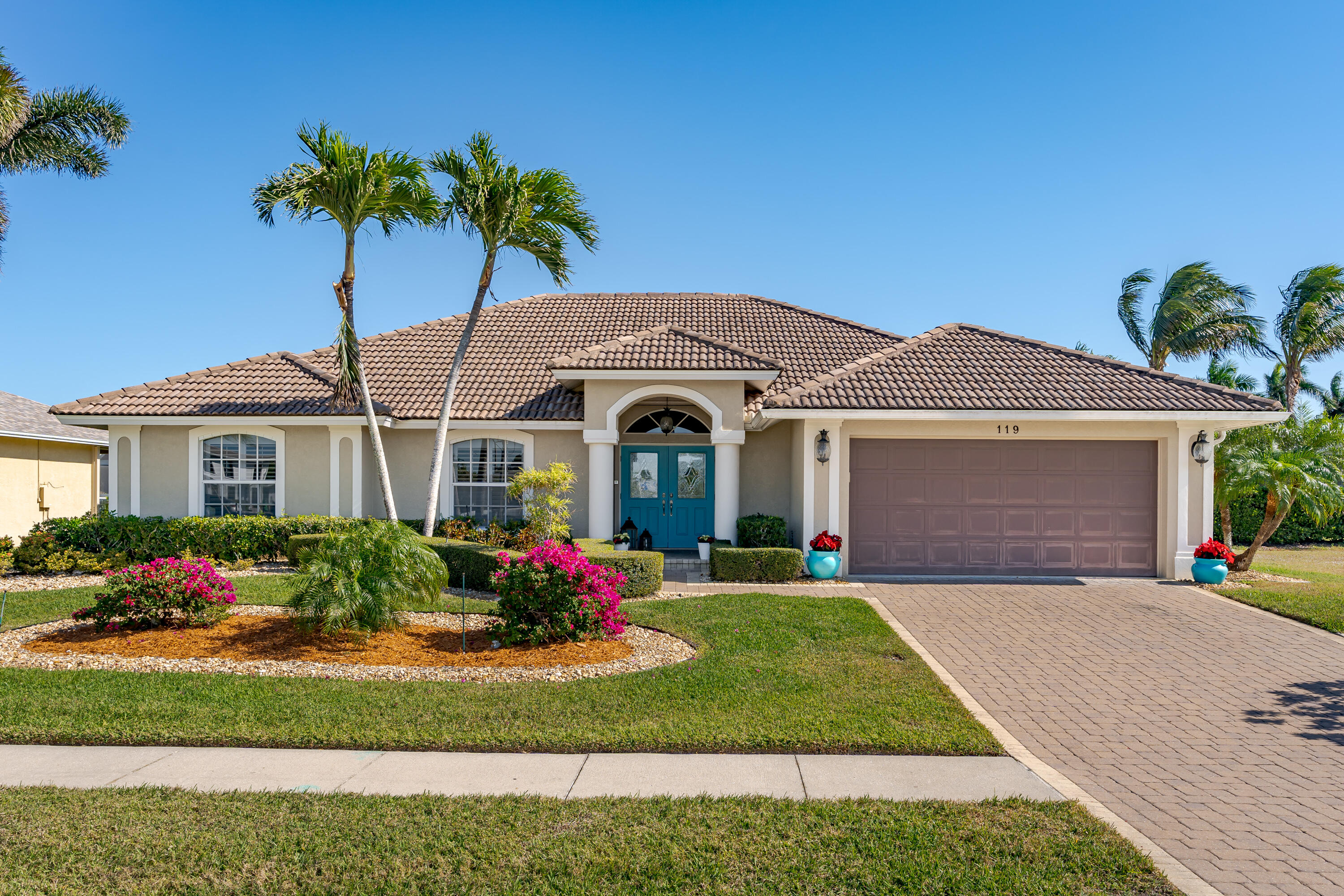 119 Balfour Dr, For Sale in MARCO ISLAND - eXp Realty