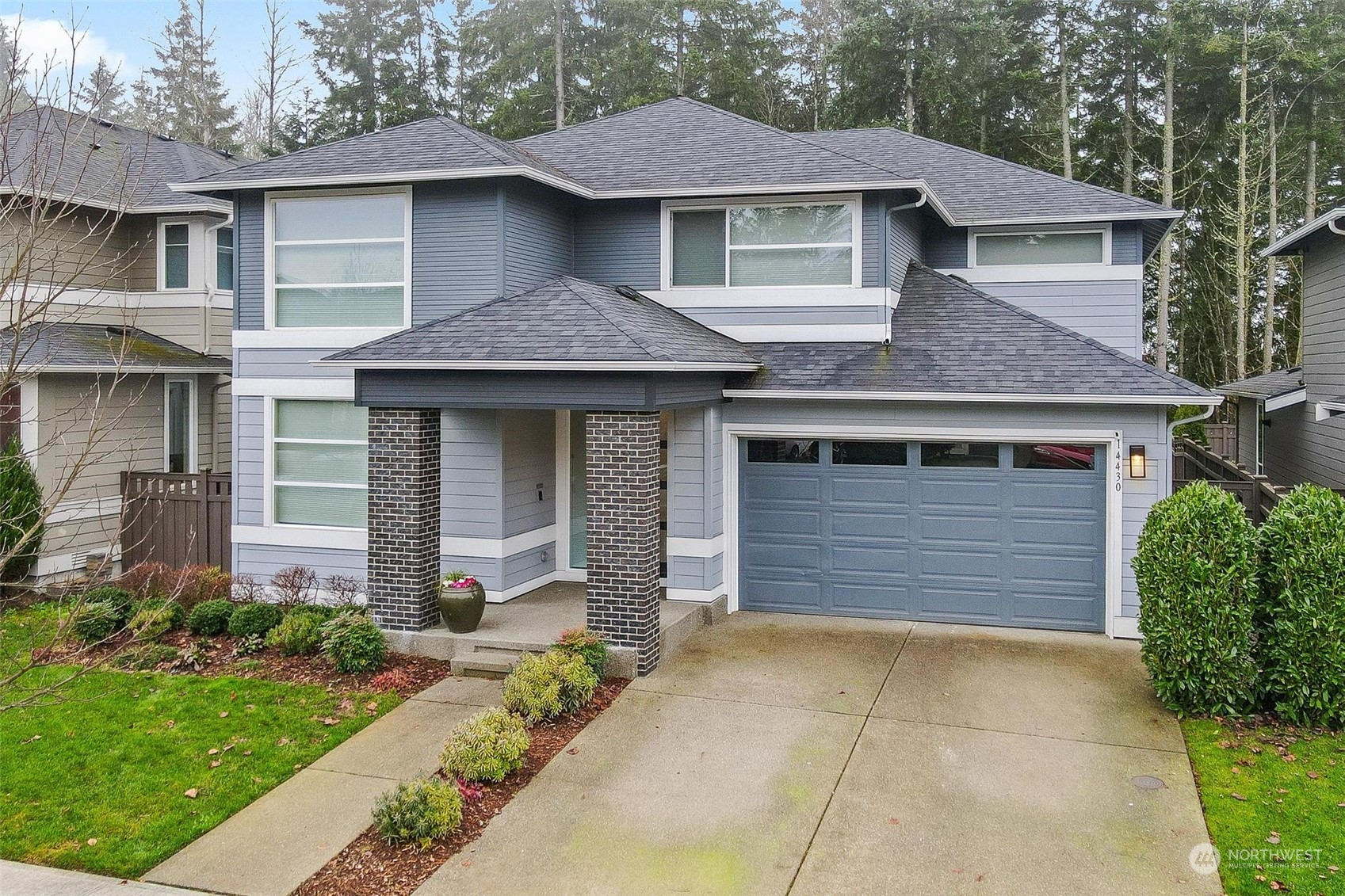 14430 Overlook Drive E, For Sale in Bonney Lake - Zoocasa