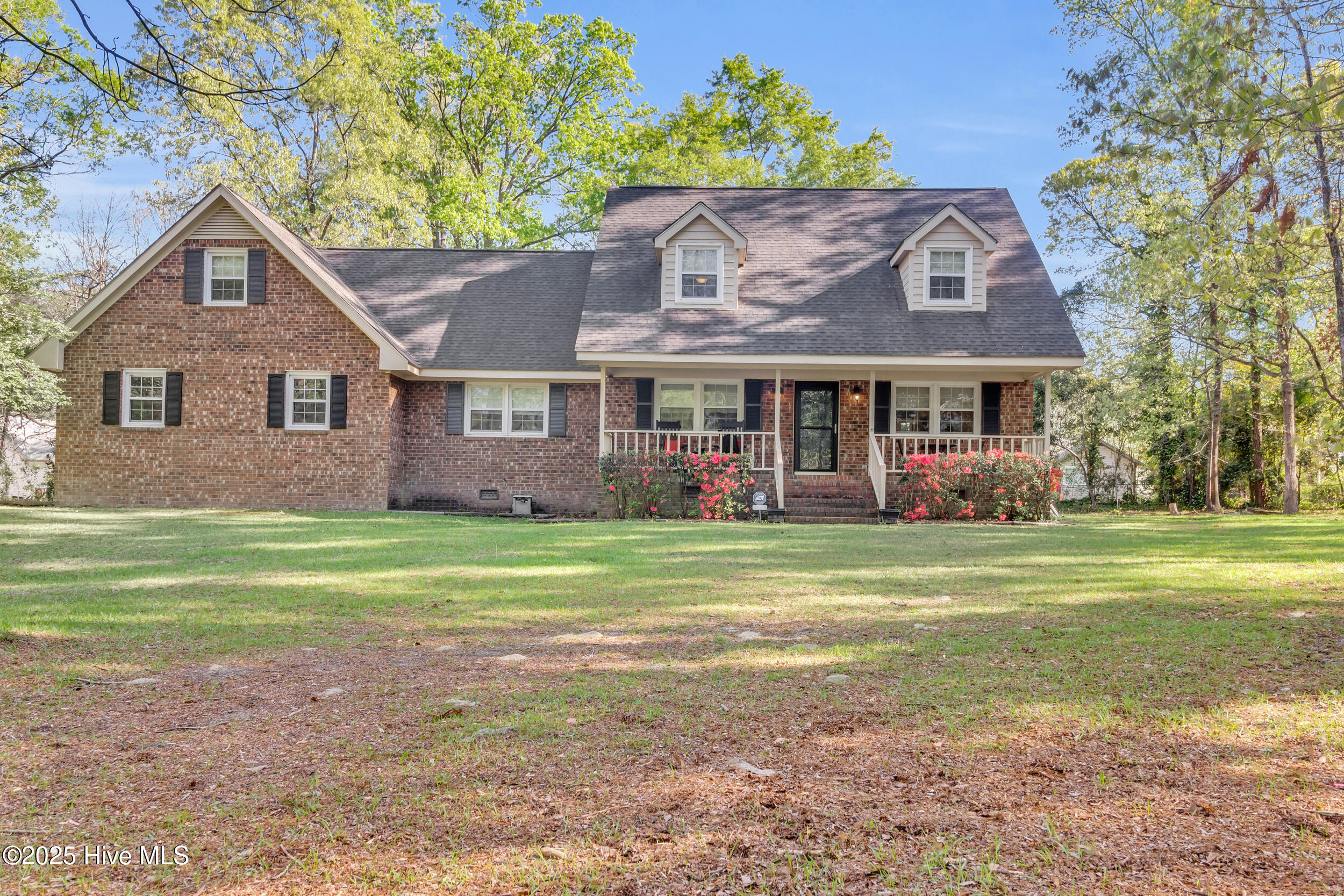 1994 Den Tree Ct, For Sale in New Bern - Zoocasa