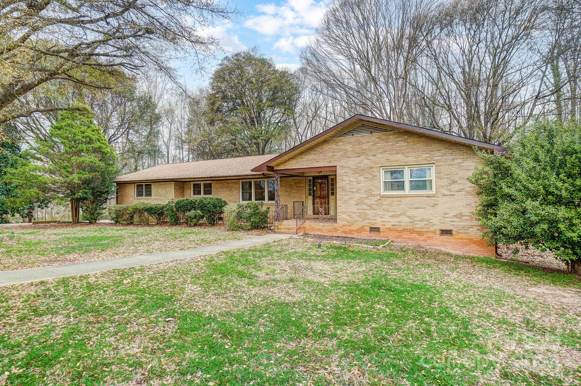 2510 E Ozark Ave, Sold in Gastonia - eXp Realty