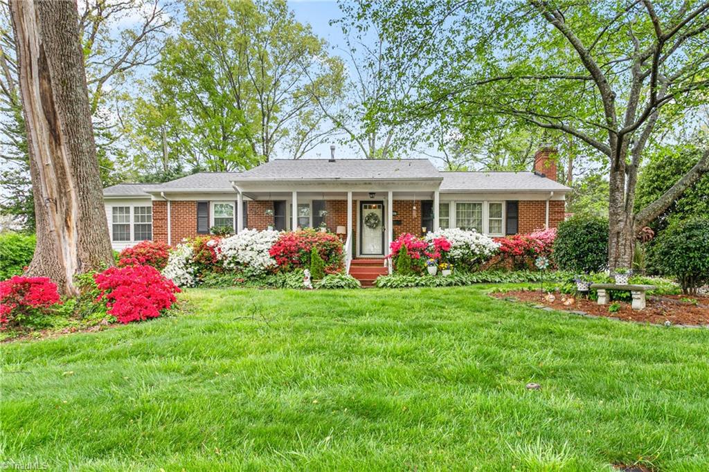 3405 Fern Place, Sold in Greensboro - Zoocasa