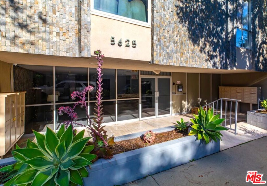110 - 5625 N Windsor Blvd, For Sale in Los Angeles - eXp Realty
