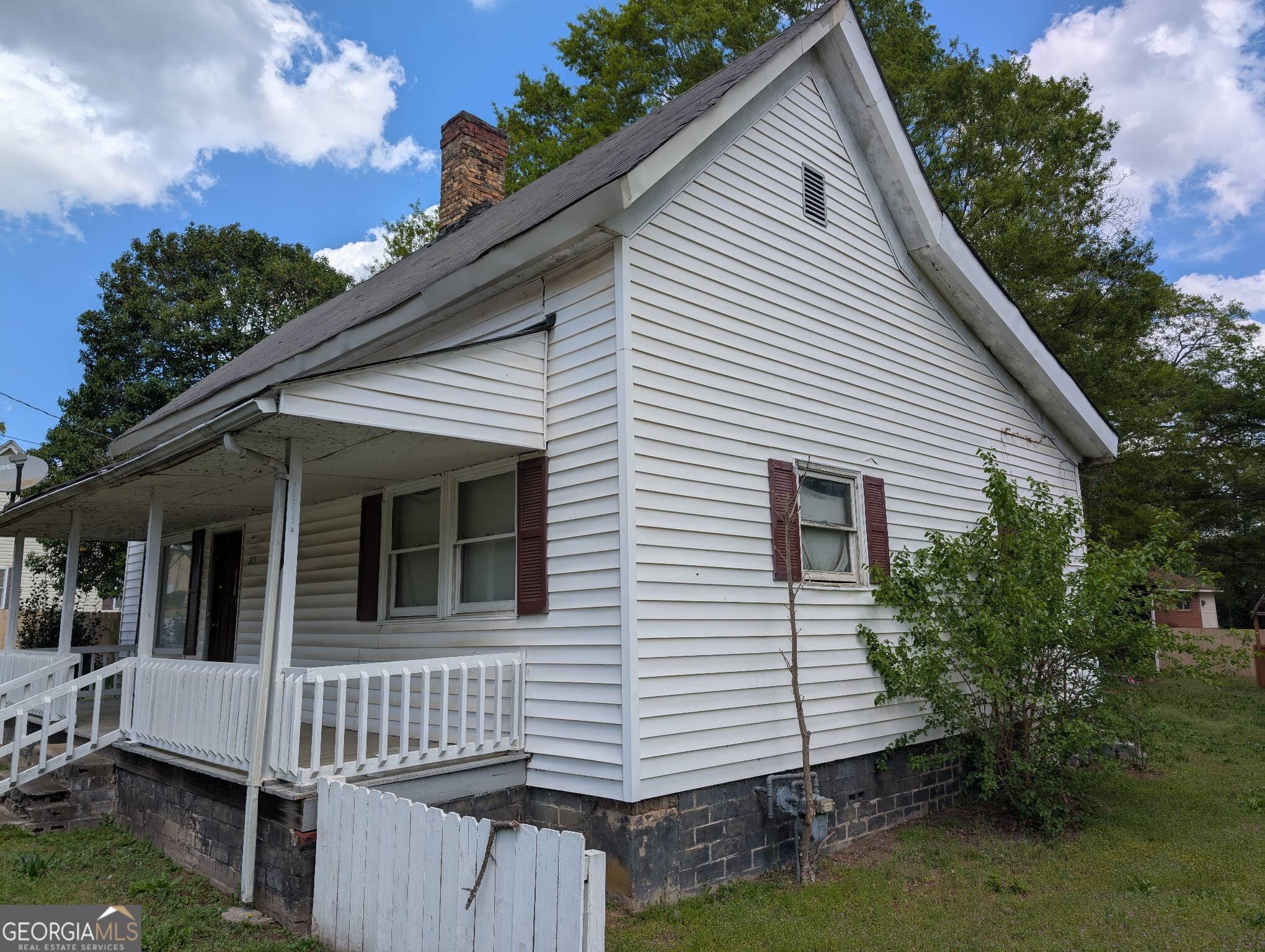 205 S Webb St, Sold in Hartwell - Zoocasa