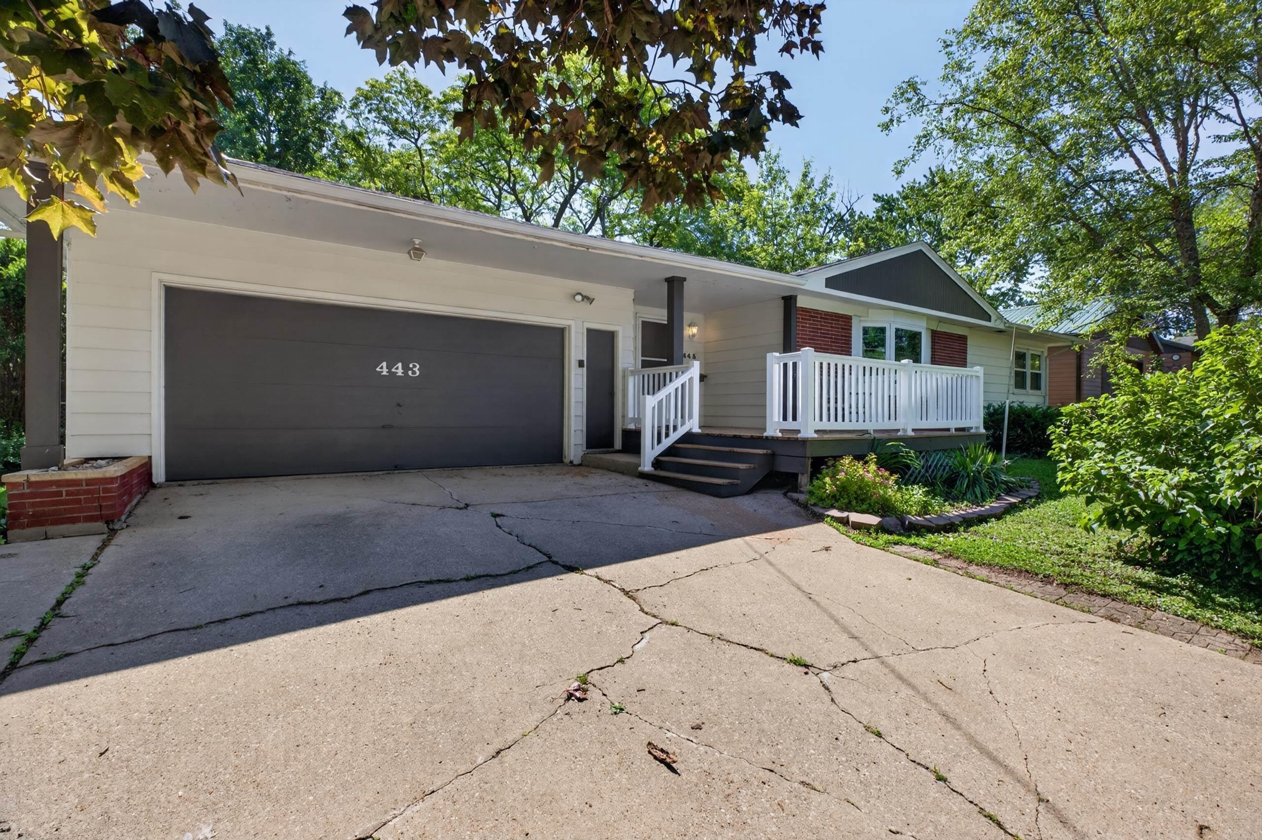 443 S Hackett Rd, For Sale in Waterloo - eXp Realty