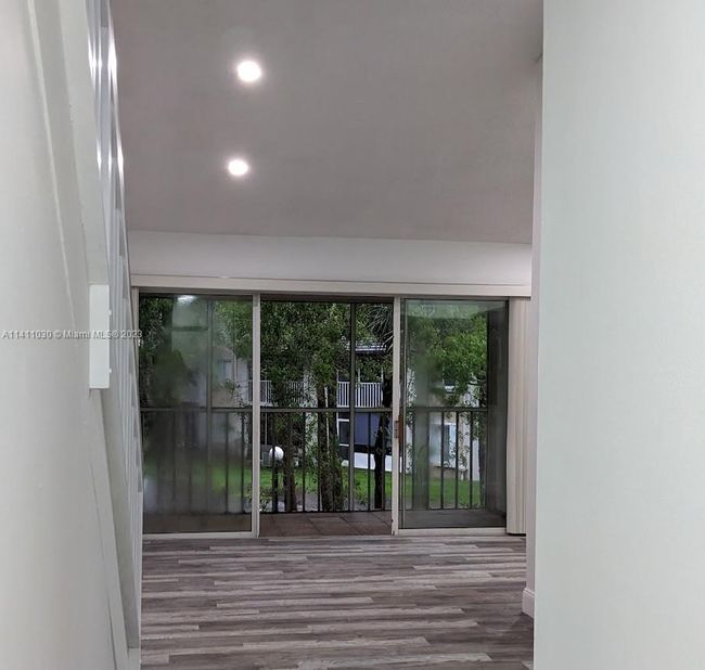 13906 - 13906 Sw 93rd Ln, Sold in Miami - Zoocasa