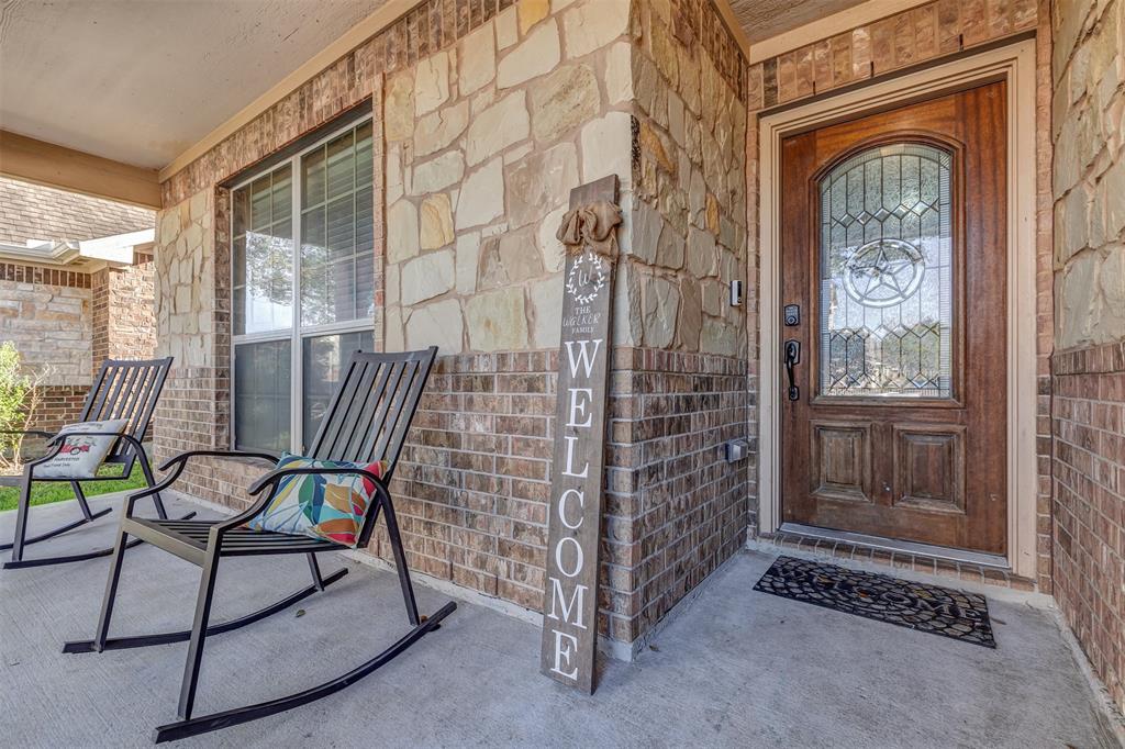 28619 Lockeridge View Dr, For Sale in Spring - Zoocasa