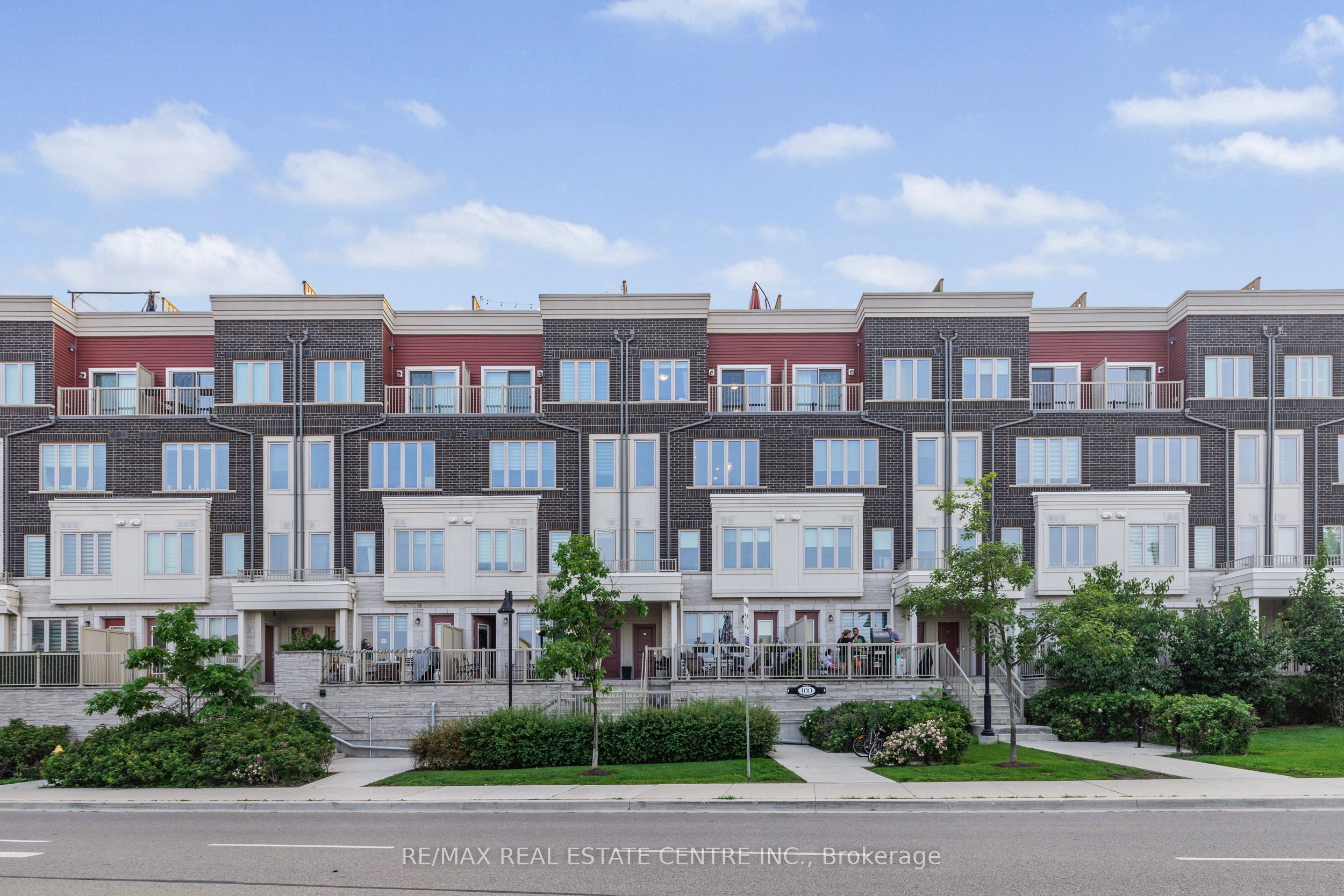 27 - 100 Long Branch Avenue, For Sale in Etobicoke - eXp Realty