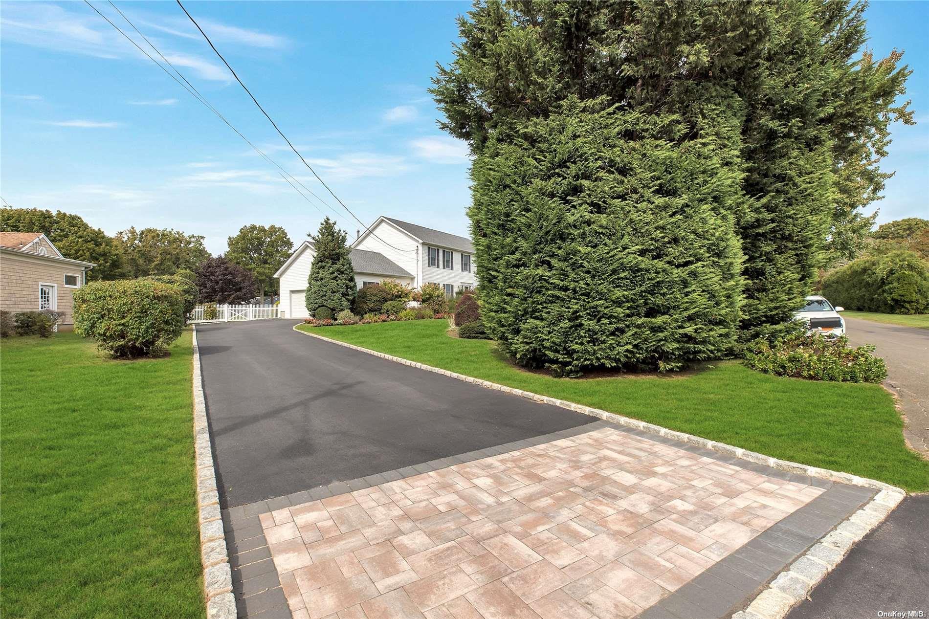 220 N Cross Rd, Sold in Cutchogue - Zoocasa