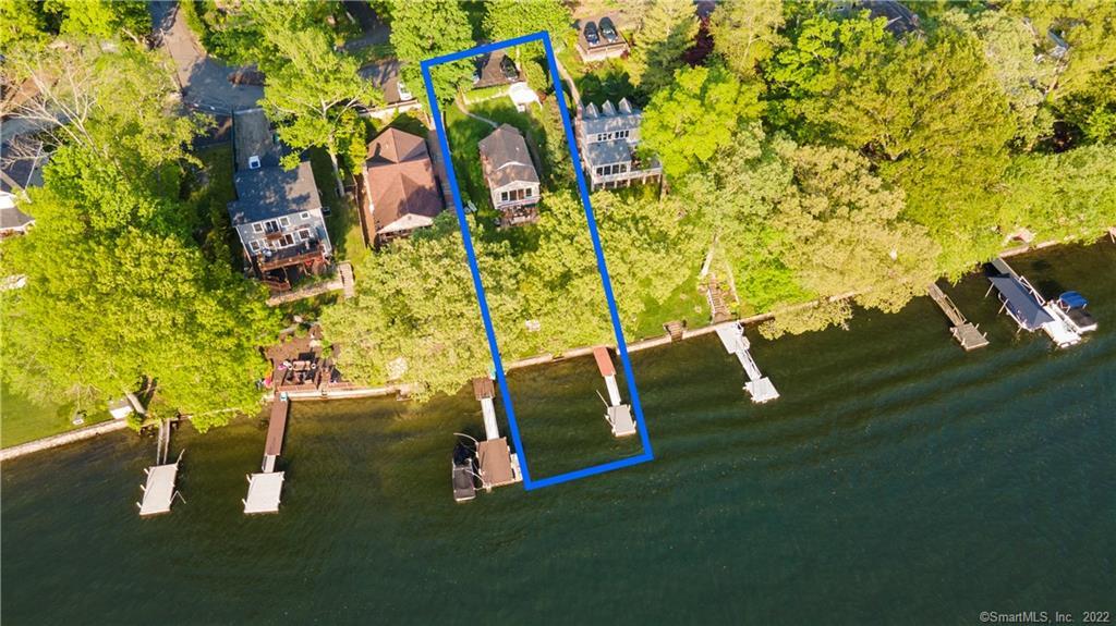 17 Moody Ln, Sold in Danbury - Zoocasa