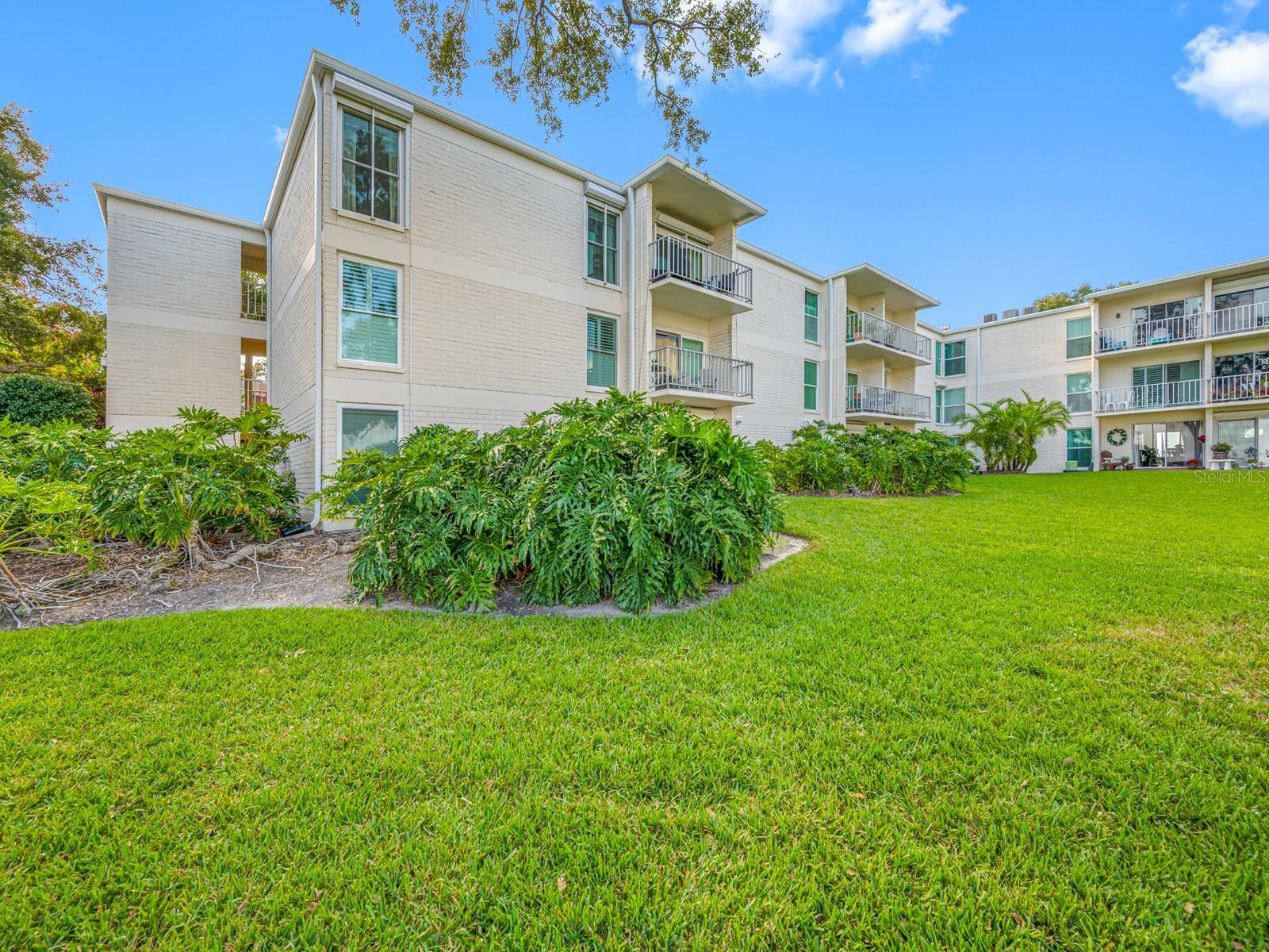 UNIT-B36 - 3325 Bayshore Blvd, For Sale in TAMPA - eXp Realty