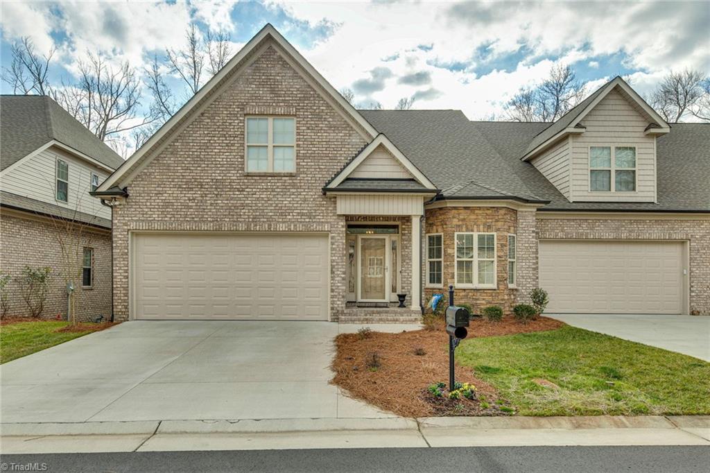 205 Jordan Crossing Avenue, Sold in Jamestown - Zoocasa