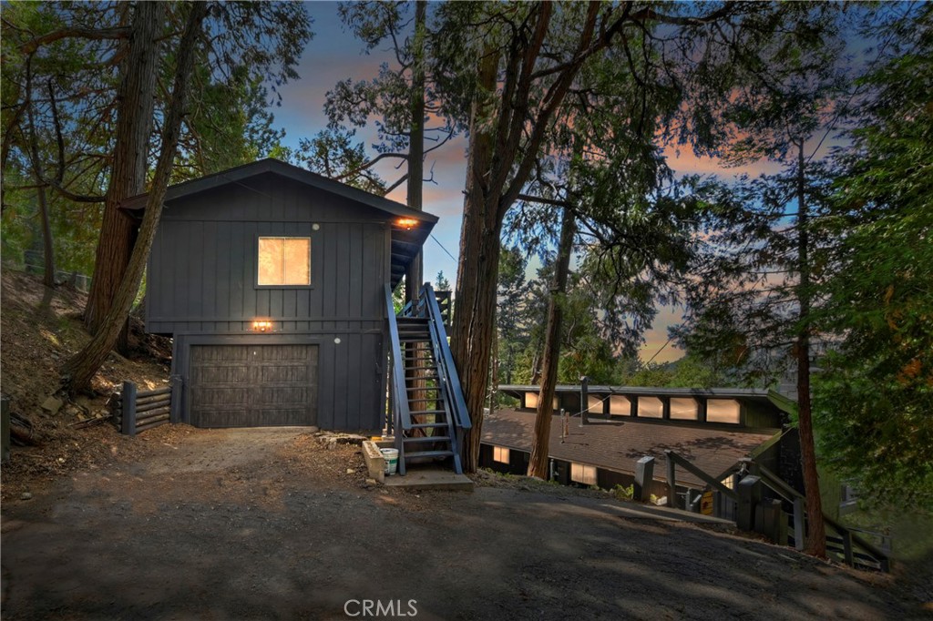 23796 Crest Forest Dr, Sold in Crestline - Zoocasa