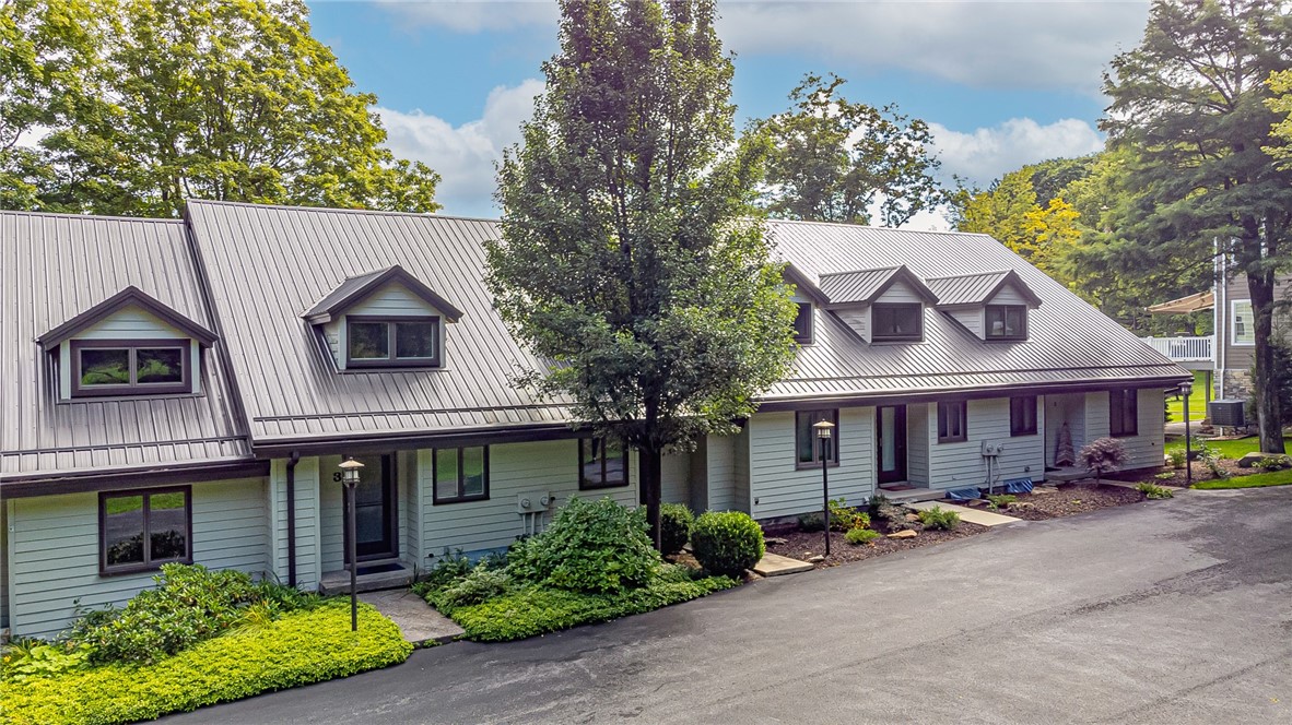 3 Blackcherry Dr, Sold in Hidden Valley - Zoocasa