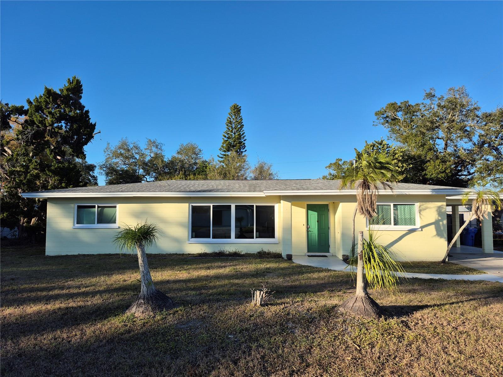 1210 Laurel Ave, For Sale in VENICE - eXp Realty