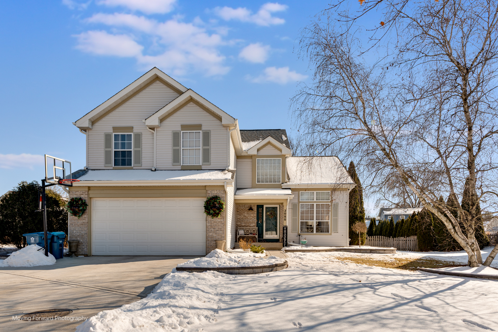 2080 School House Ln, Sold in Aurora - Zoocasa