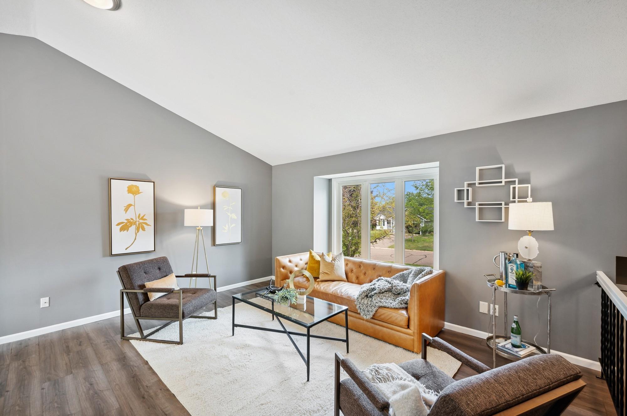 15755 Hallmark Path, Sold in Apple Valley - Zoocasa