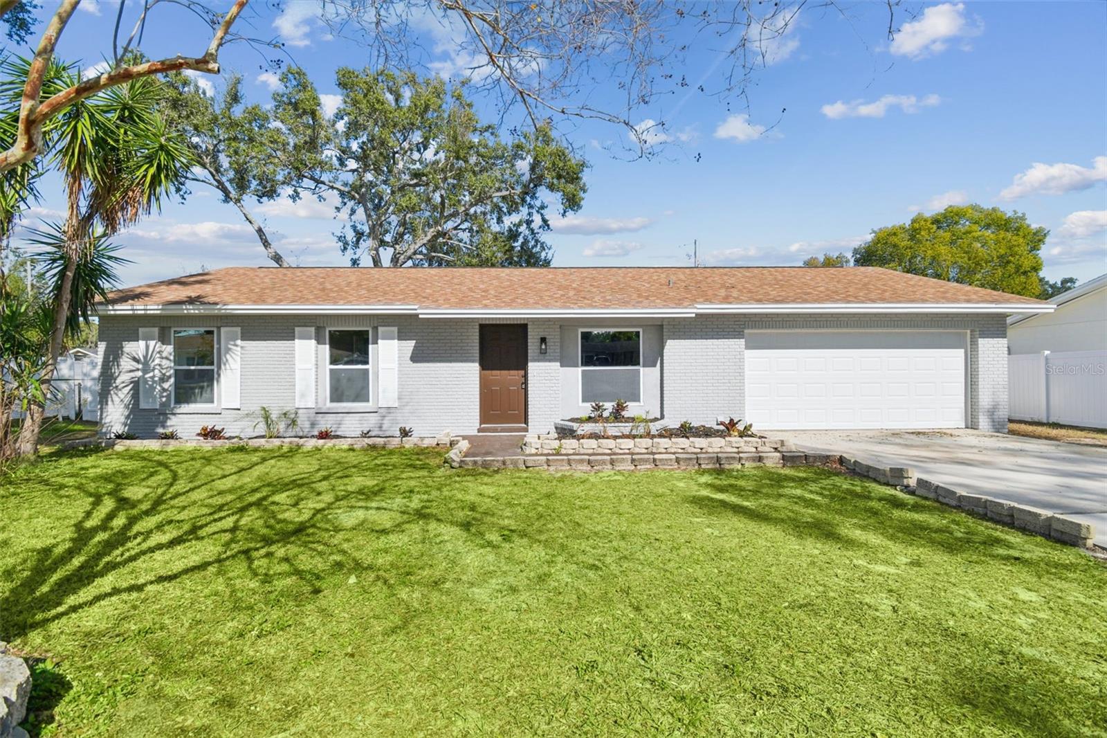 1204 Branda Vista Dr, For Sale in BRANDON - eXp Realty