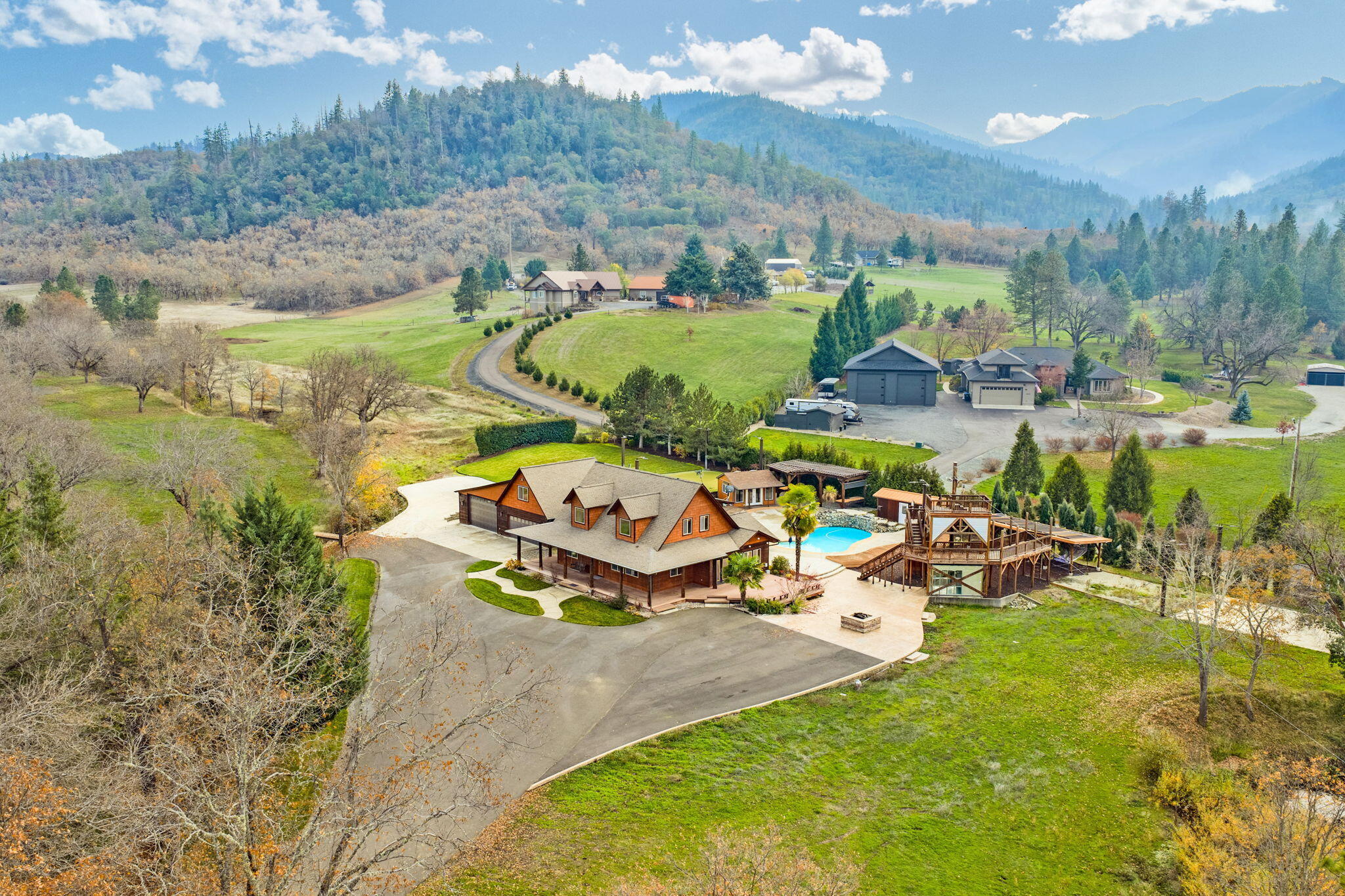 5650 Kane Creek Rd, For Sale in Central Point - eXp Realty