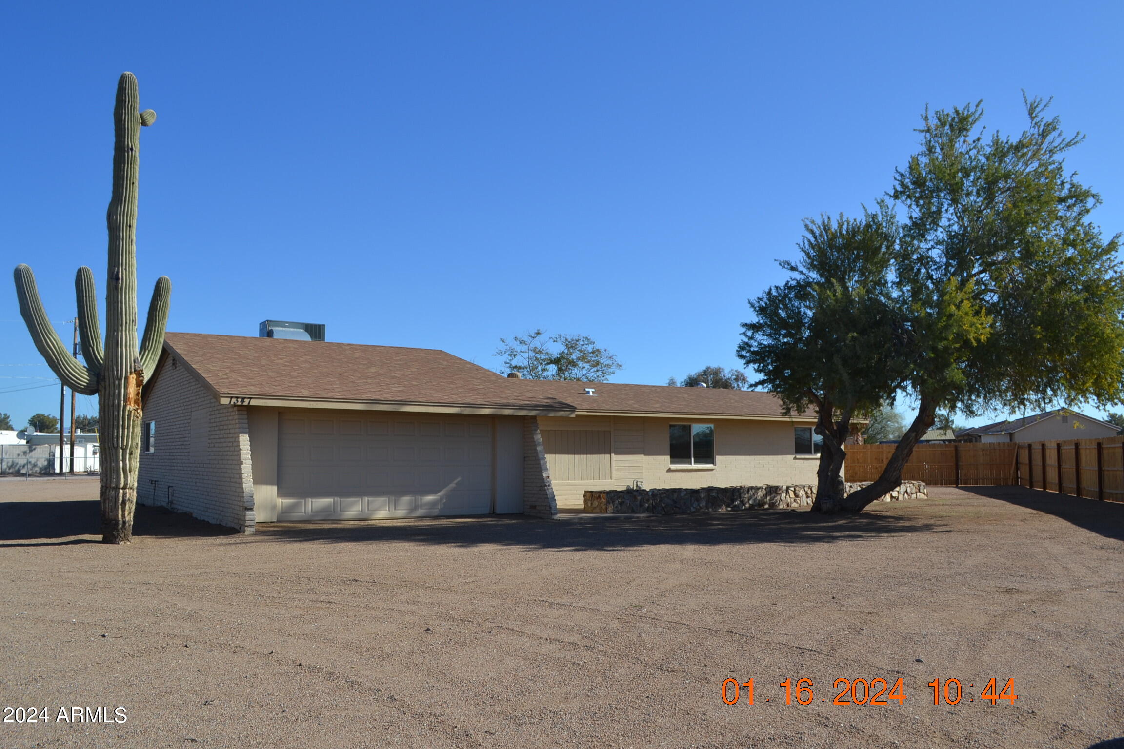 1347 S Meridian Road, Sold in Apache Junction - Zoocasa