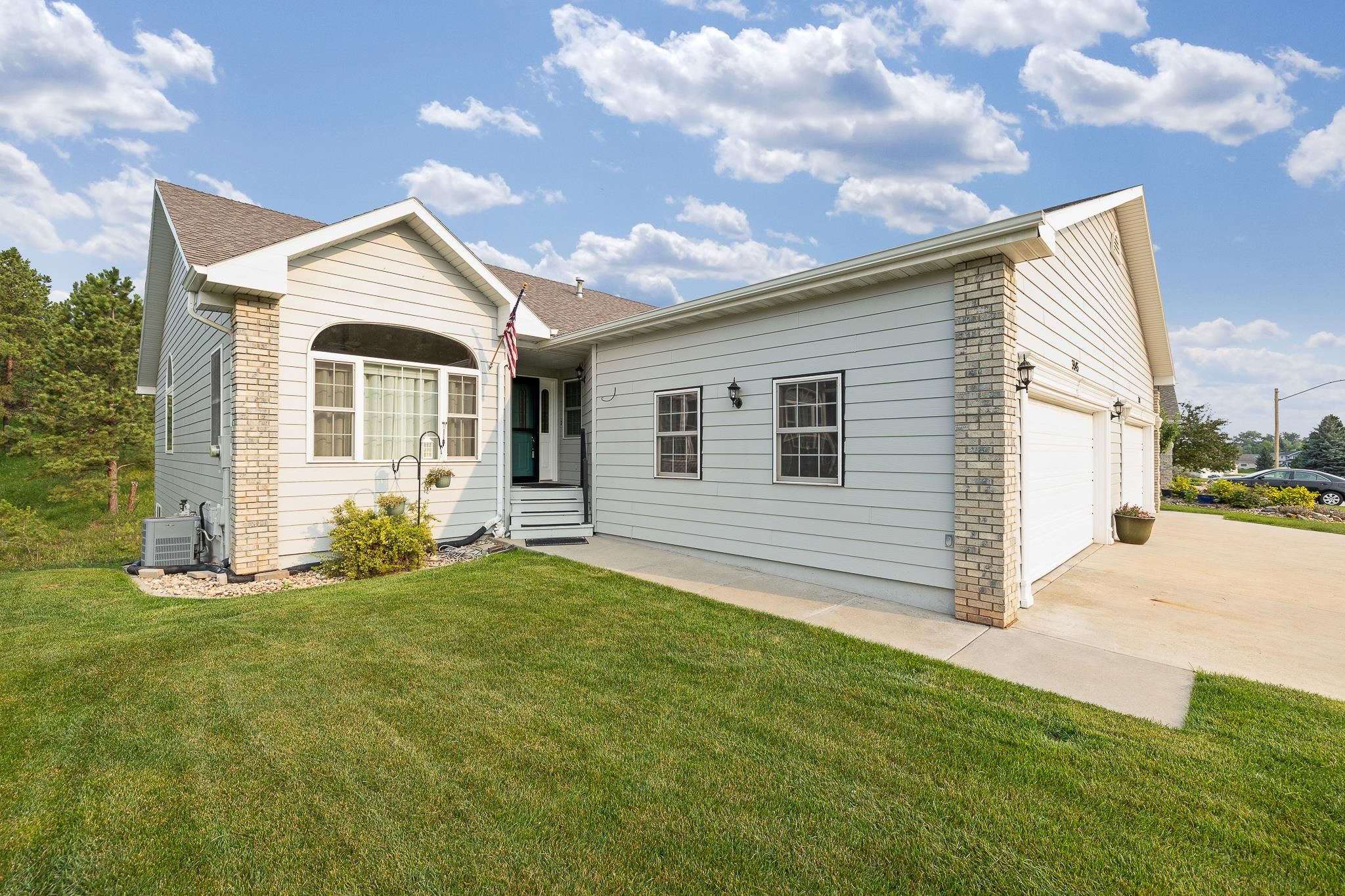 3945 Park Dr, For Sale in Rapid City - eXp Realty