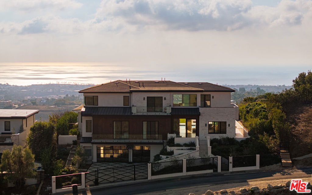 5811 Murphy Way, For Rent in MALIBU - eXp Realty