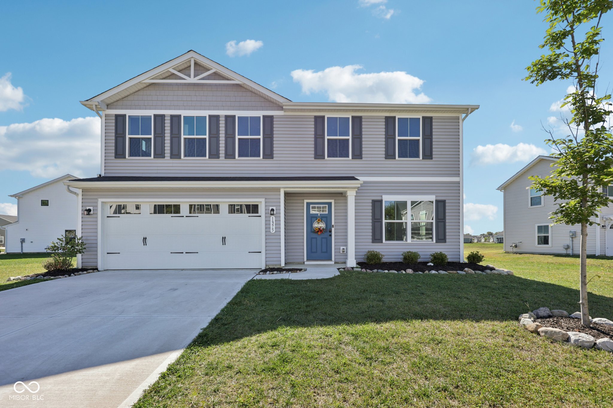 1375 Cascades Dr, For Sale in Greenfield - eXp Realty