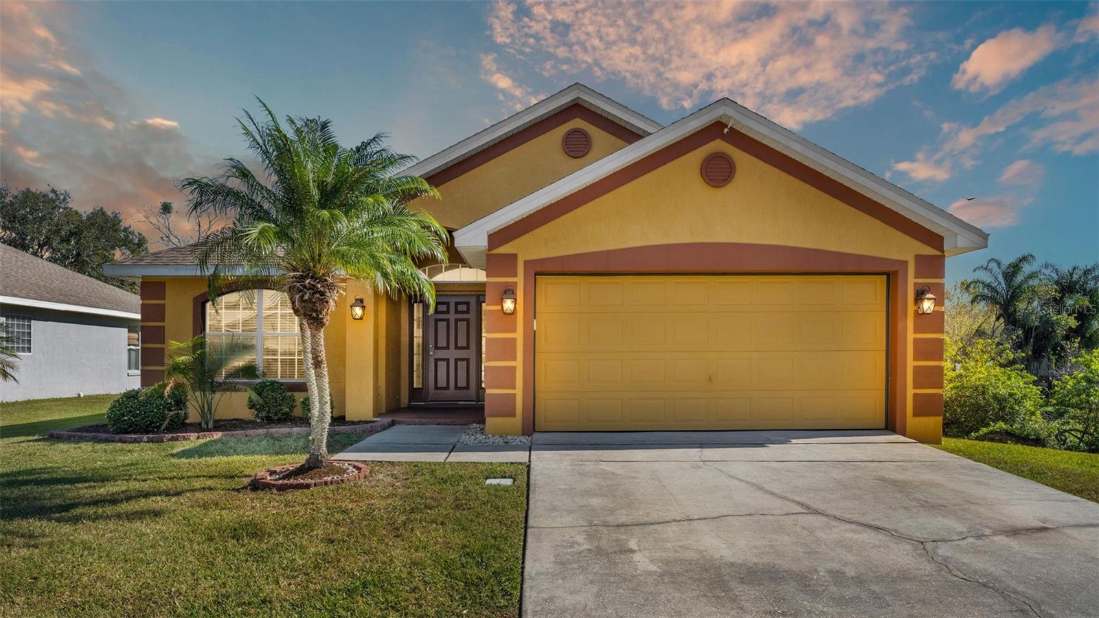 1652 Turtle Rock Drive, For Sale in LAKELAND - Zoocasa