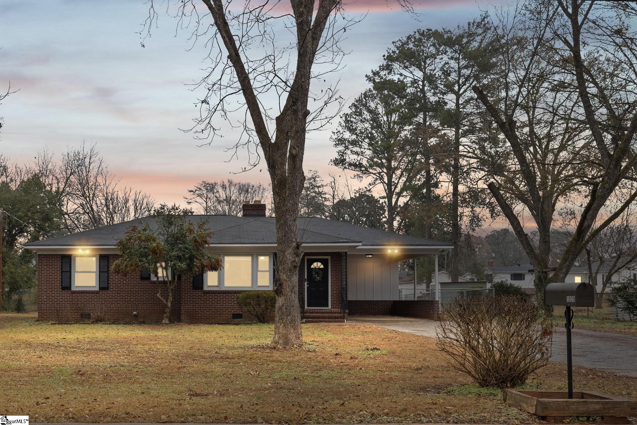 1029 Mckinney St, For Sale in Anderson - eXp Realty