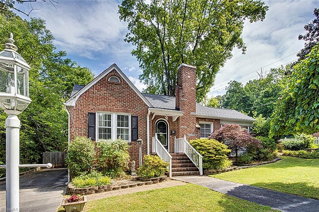 429 Worth St, Sold in Asheboro - eXp Realty