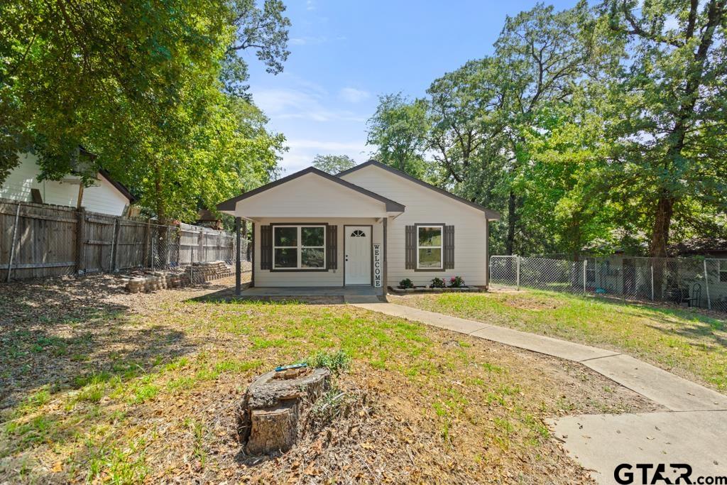 1816 Alice St, For Sale in Tyler - eXp Realty