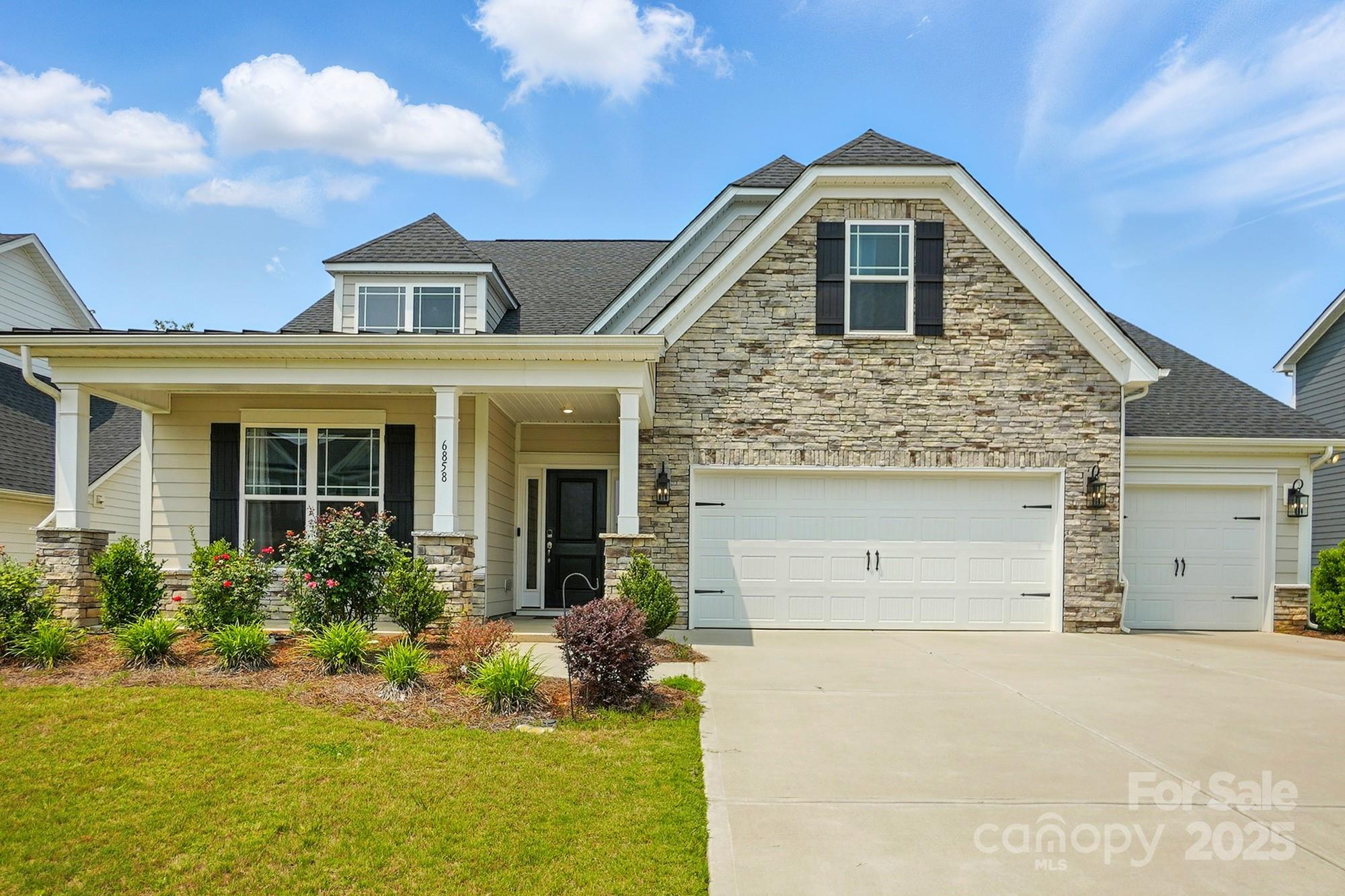 6858 Hunts Mesa Drive, For Sale in Fort Mill - eXp Realty