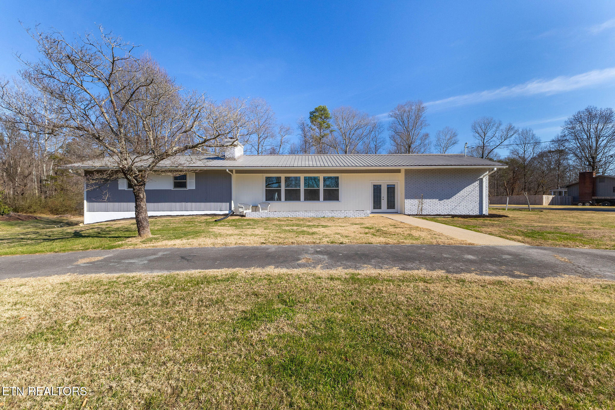 940 Riley Drive, For Sale in Lenoir City - eXp Realty