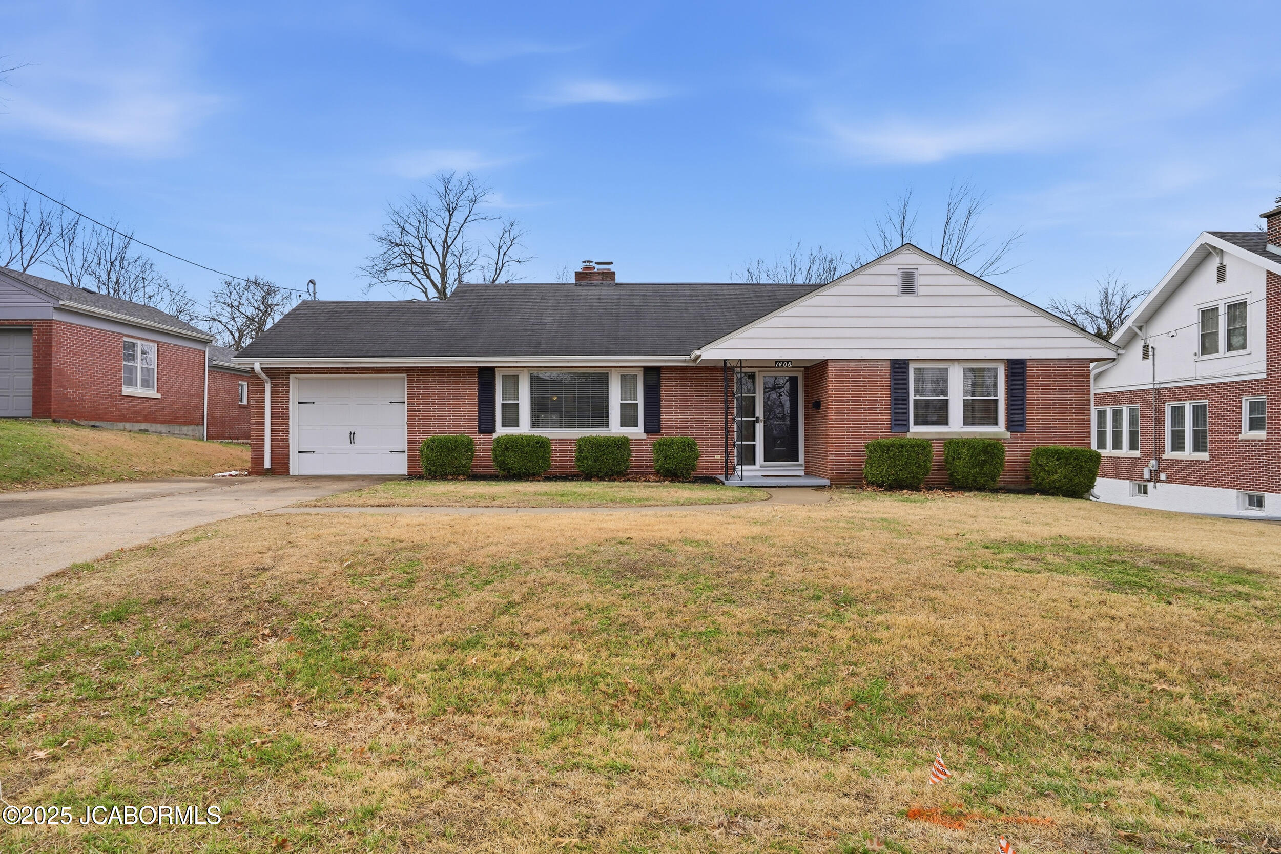 1408 Green Berry Rd, For Sale in Jefferson City - eXp Realty