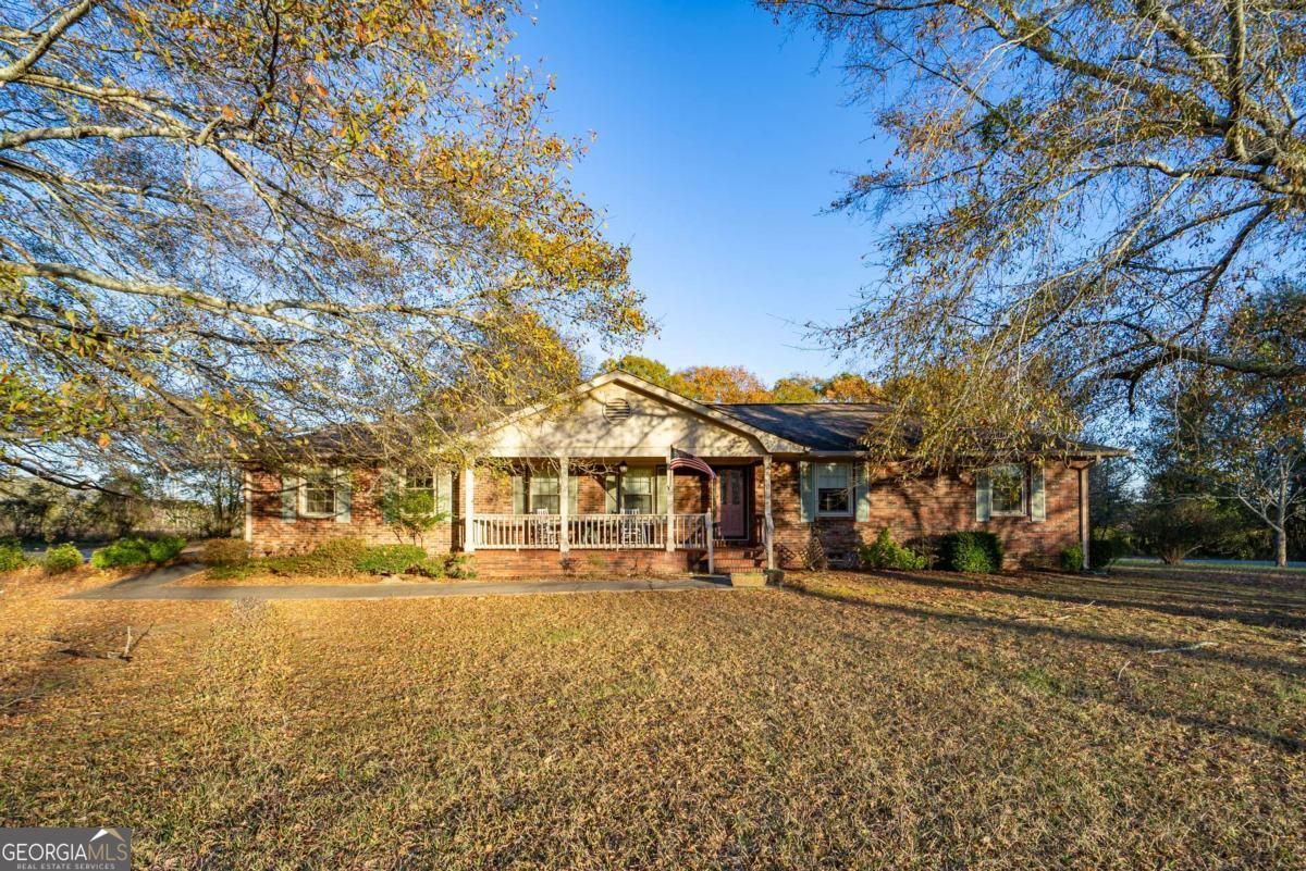 1526 N Cherokee Road, For Sale in Social Circle - Zoocasa