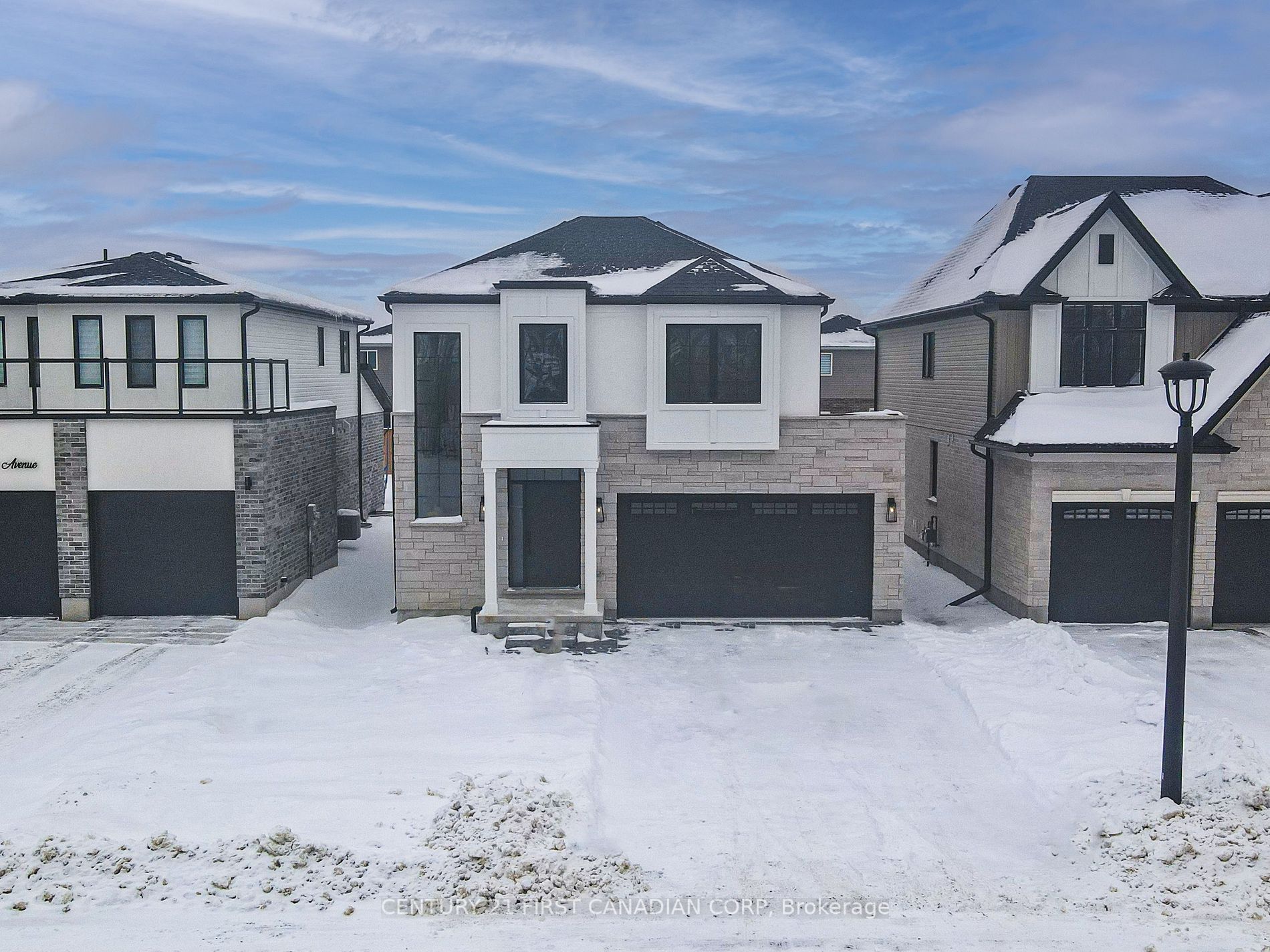 2082 Saddlerock Ave, For Sale in London - eXp Realty