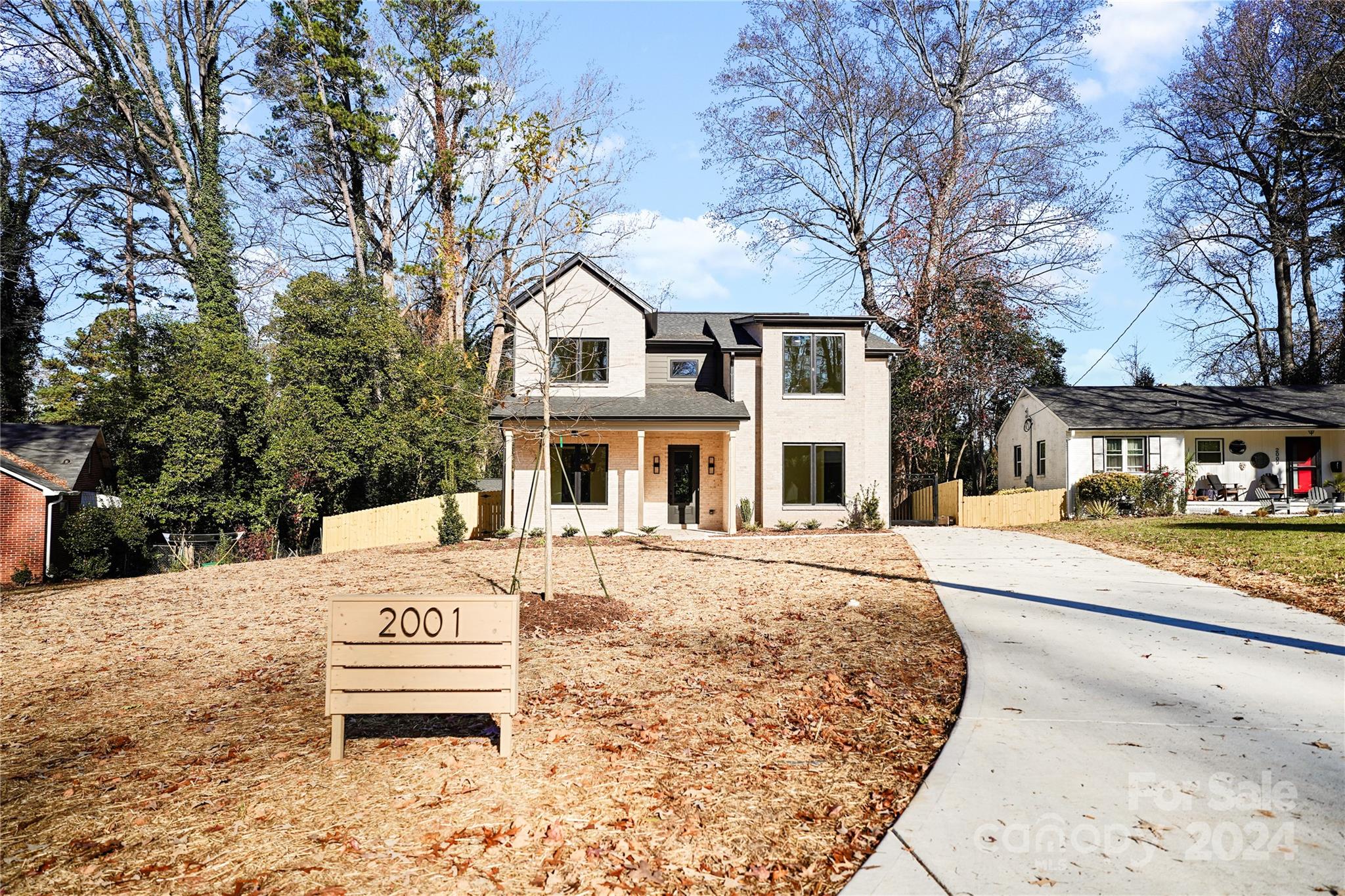 2001 Arnold Drive, Sold in Charlotte - Zoocasa