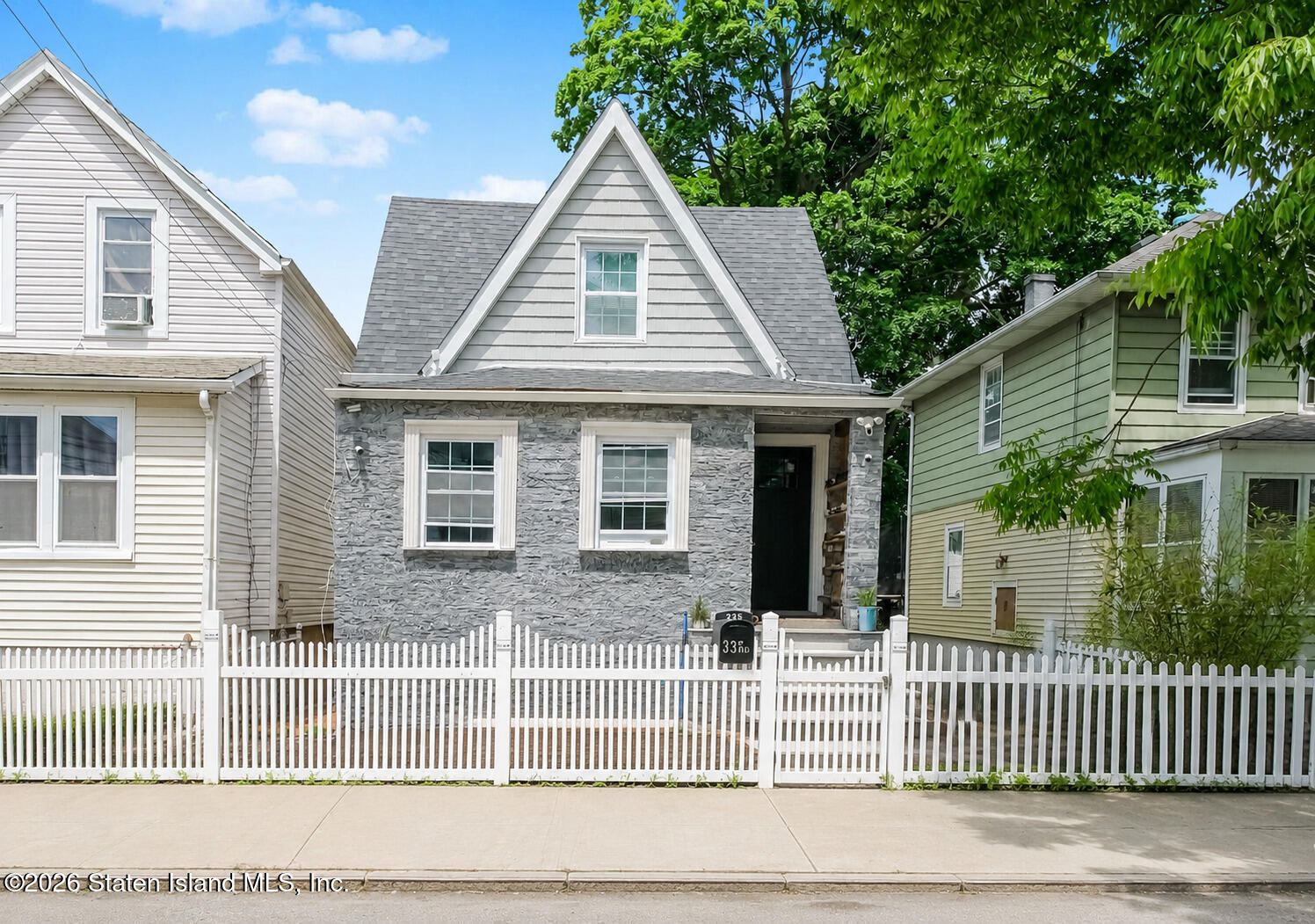 335 Hillside Ave, For Sale in Staten Island - eXp Realty