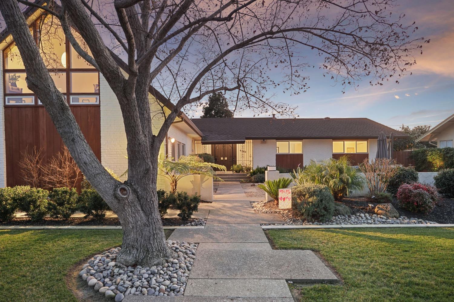 4140 Oakridge Way, For Sale in Stockton - eXp Realty