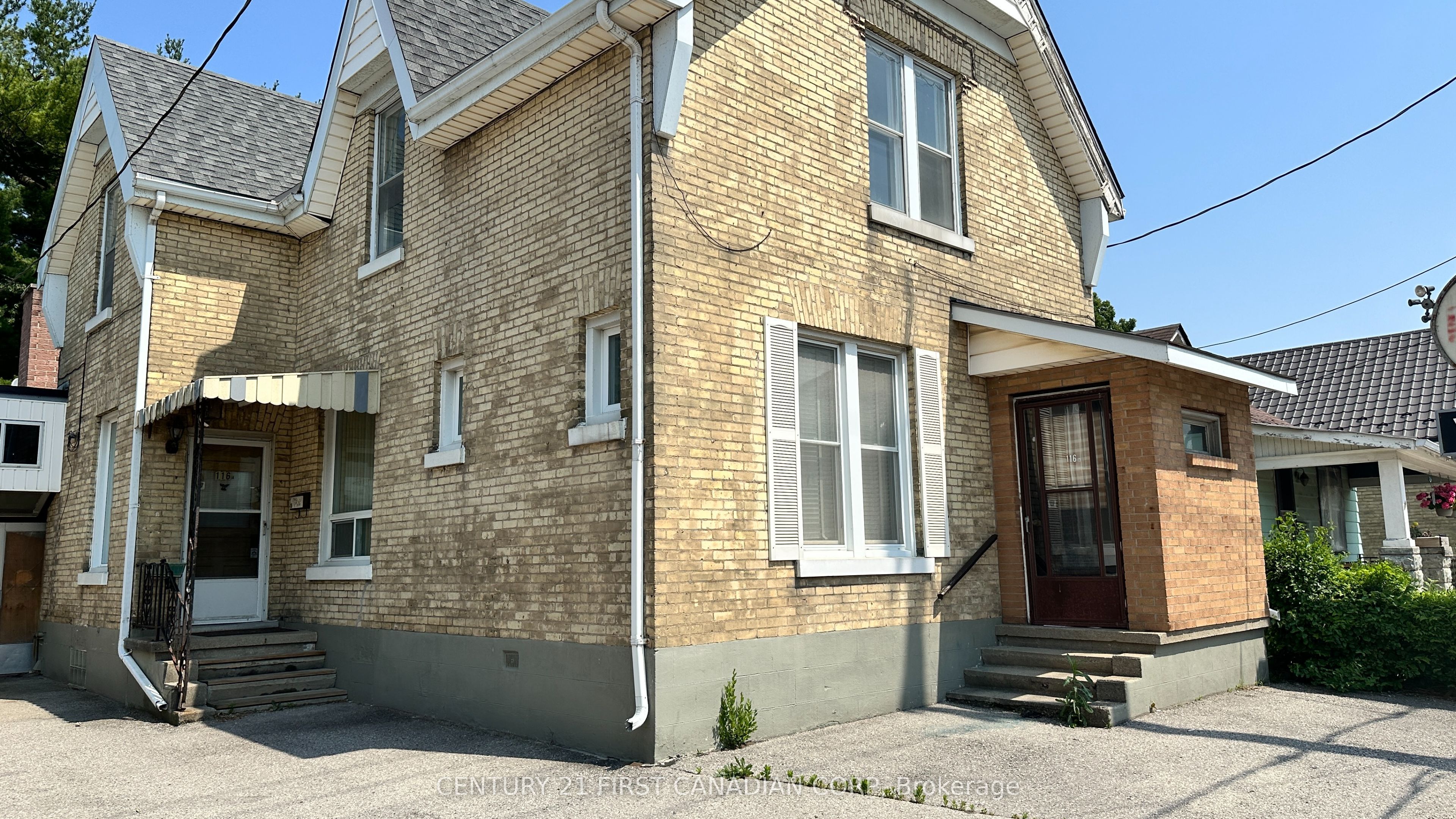 UPPER - 116 Adelaide St N, Leased in London - eXp Realty