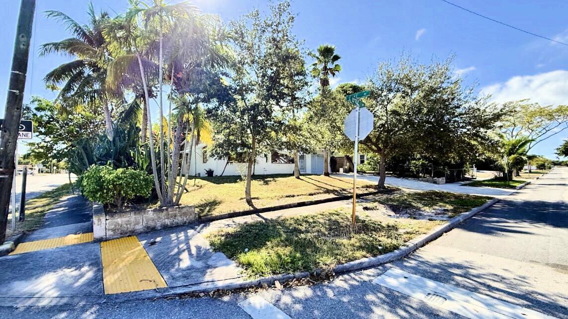 MAIN - 802 Lytle St, For Sale in West Palm Beach - eXp Realty