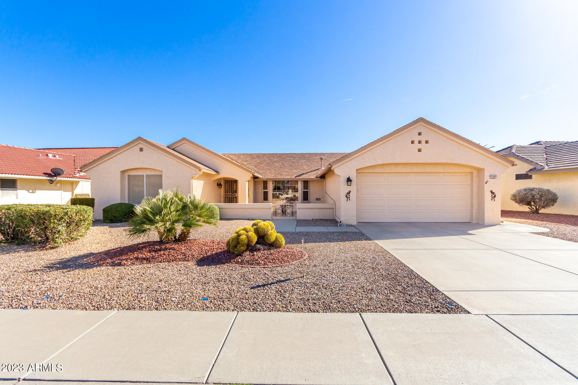15007 W Blue Verde Drive, Sold in Sun City West - Zoocasa