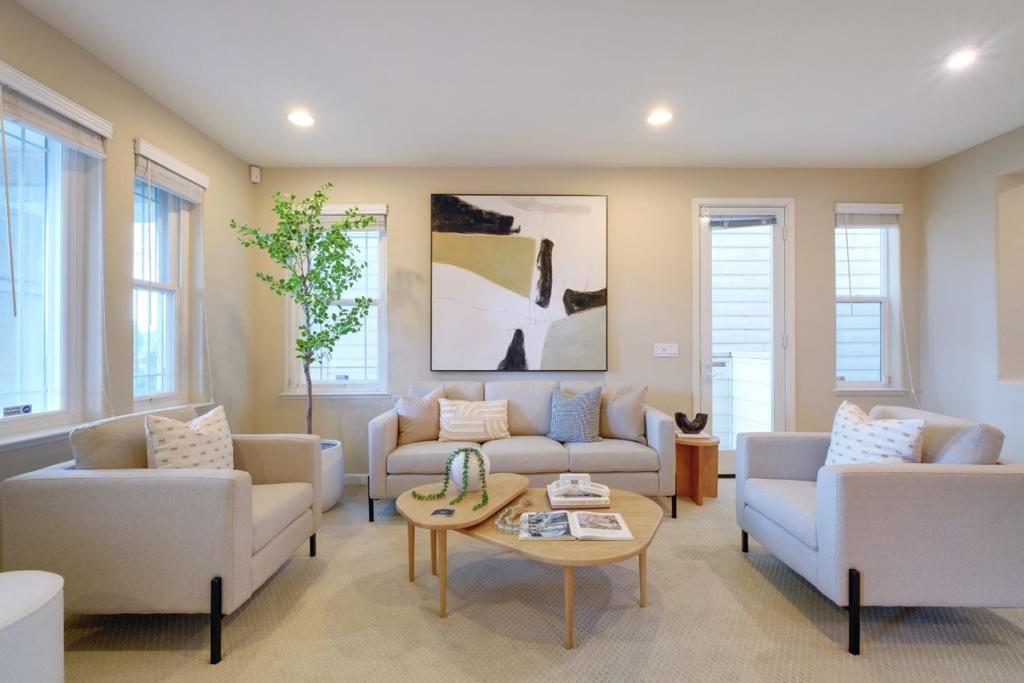 1687 Salamoni Ct, For Sale in San Jose - Zoocasa