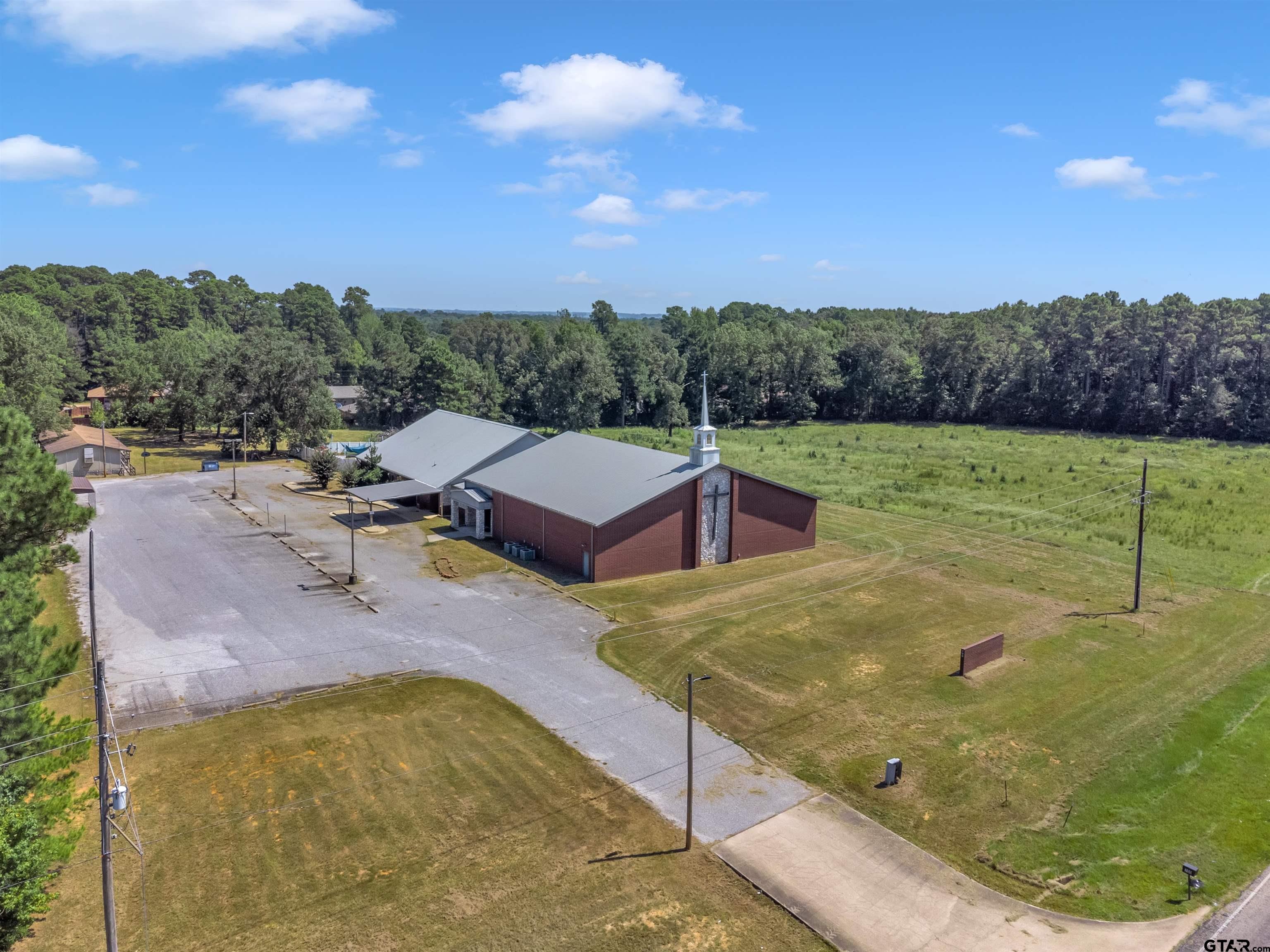 700 Indian Springs Rd, For Sale in Marshall - eXp Realty